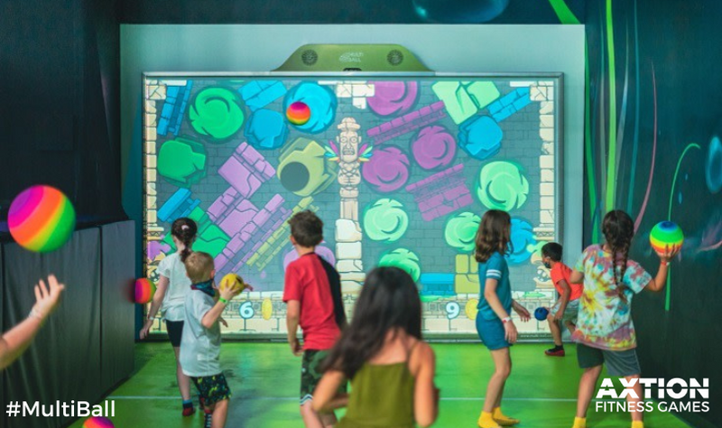 MultiBall Interactive Wall for Family Entertainment